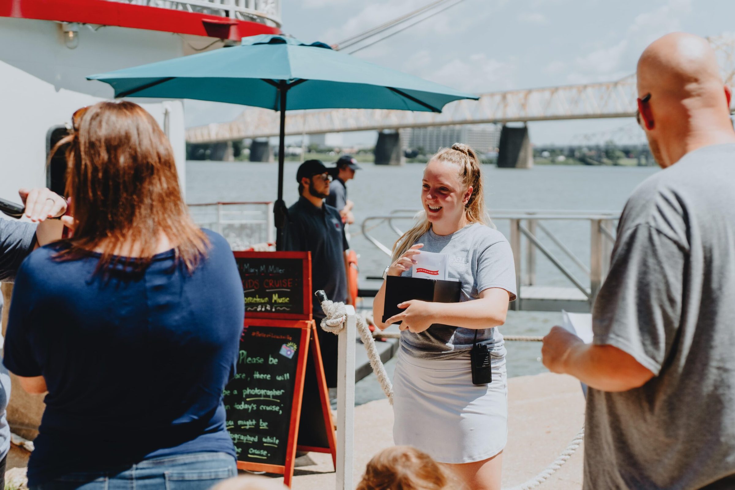 Hiring Guest Services Associate - Belle of Louisville